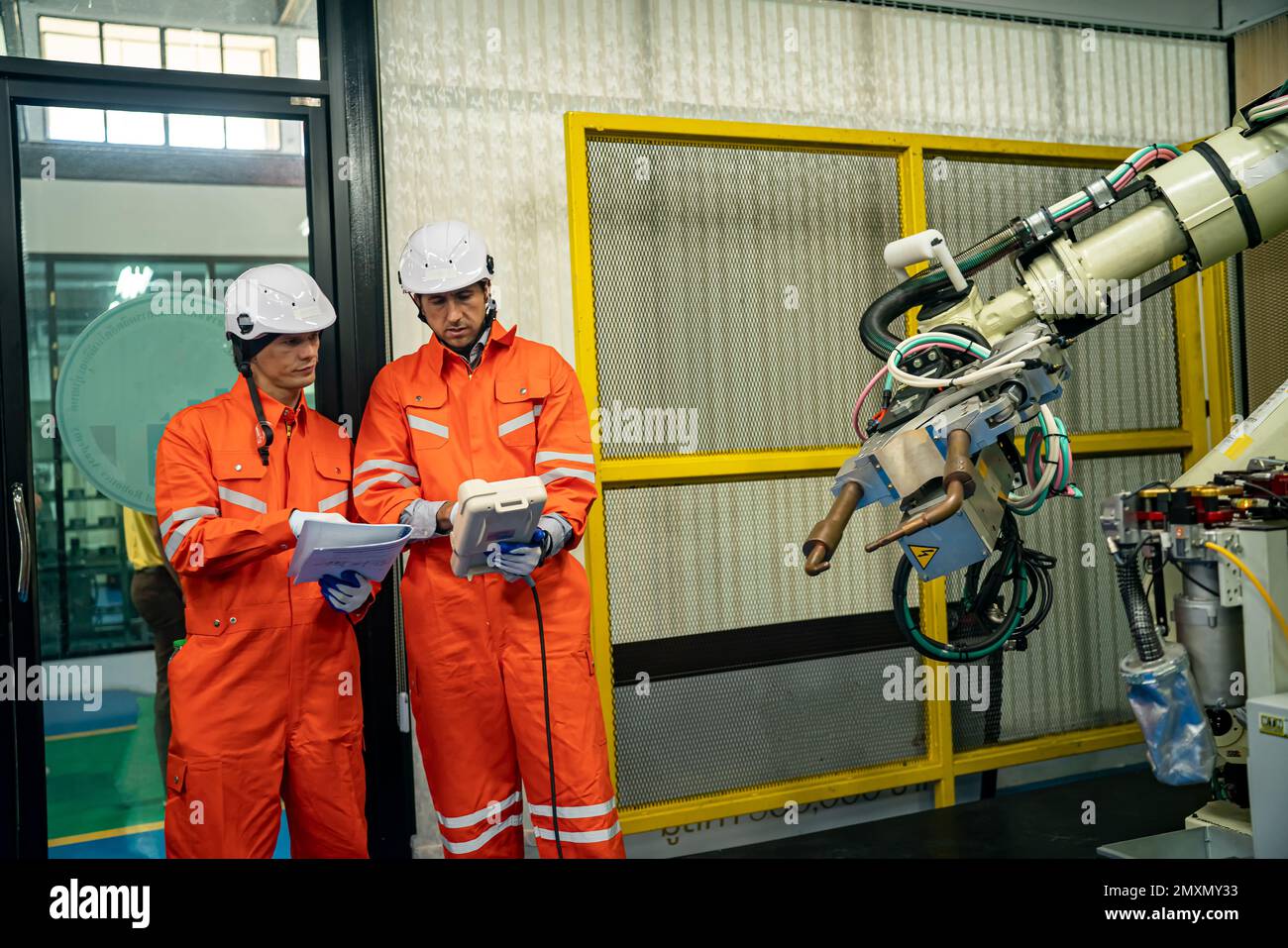 Automatic arms hi-res stock photography and images - Alamy