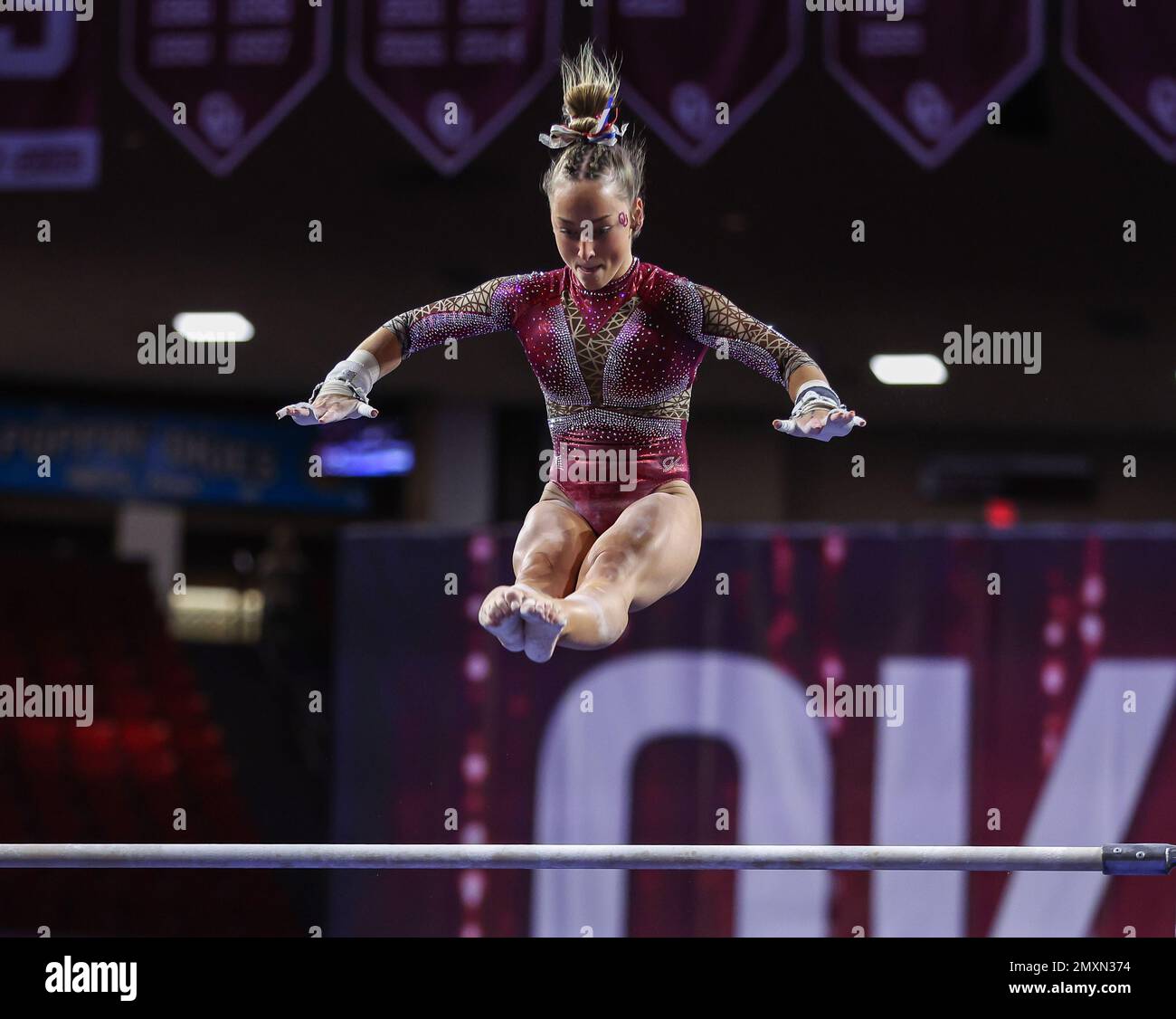Norman, OK, USA. 3rd Feb, 2023. Oklahoma's Audrey Davis does a release ...