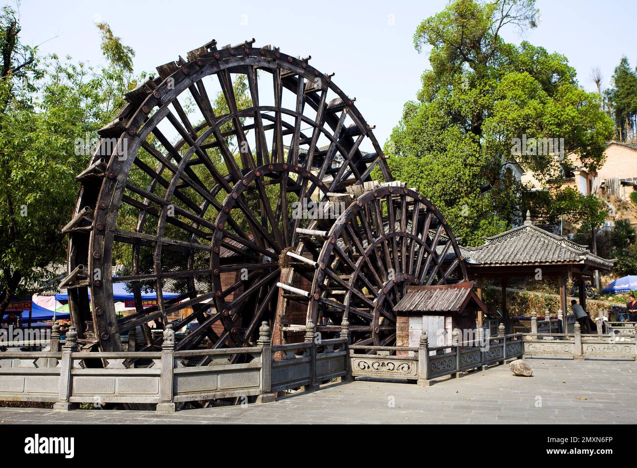 Ancient chinese irrigation hi-res stock photography and images - Alamy