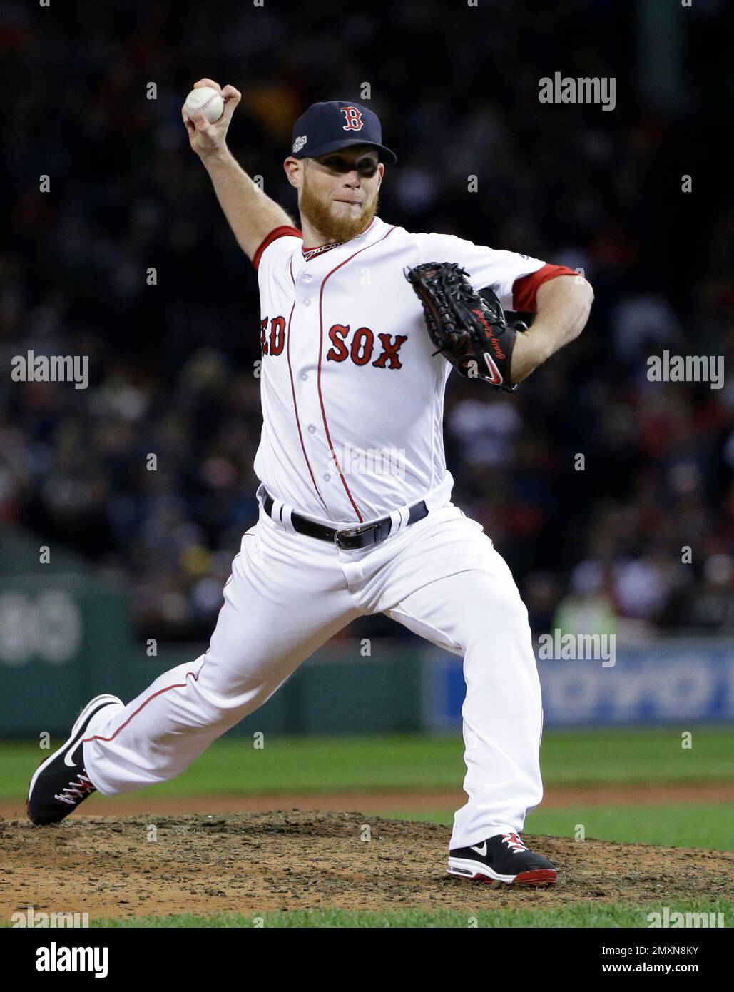 Boston Red Sox relief pitcher Craig Kimbrel delivers against the ...