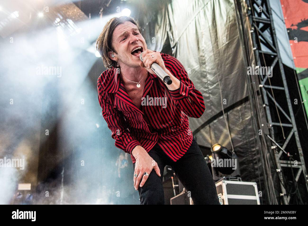 Matt Shultz of Cage The Elephant performs at Austin City Limits Music ...