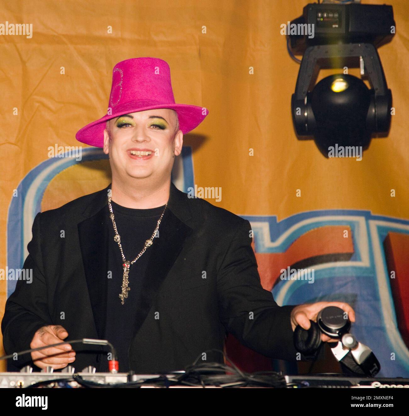 Boy george culture club hi-res stock photography and images - Alamy