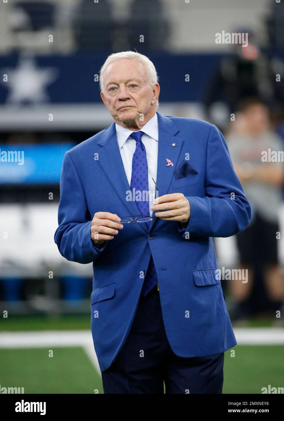 Dallas Cowboys owner and general manager Jerry Jones walks the field ...