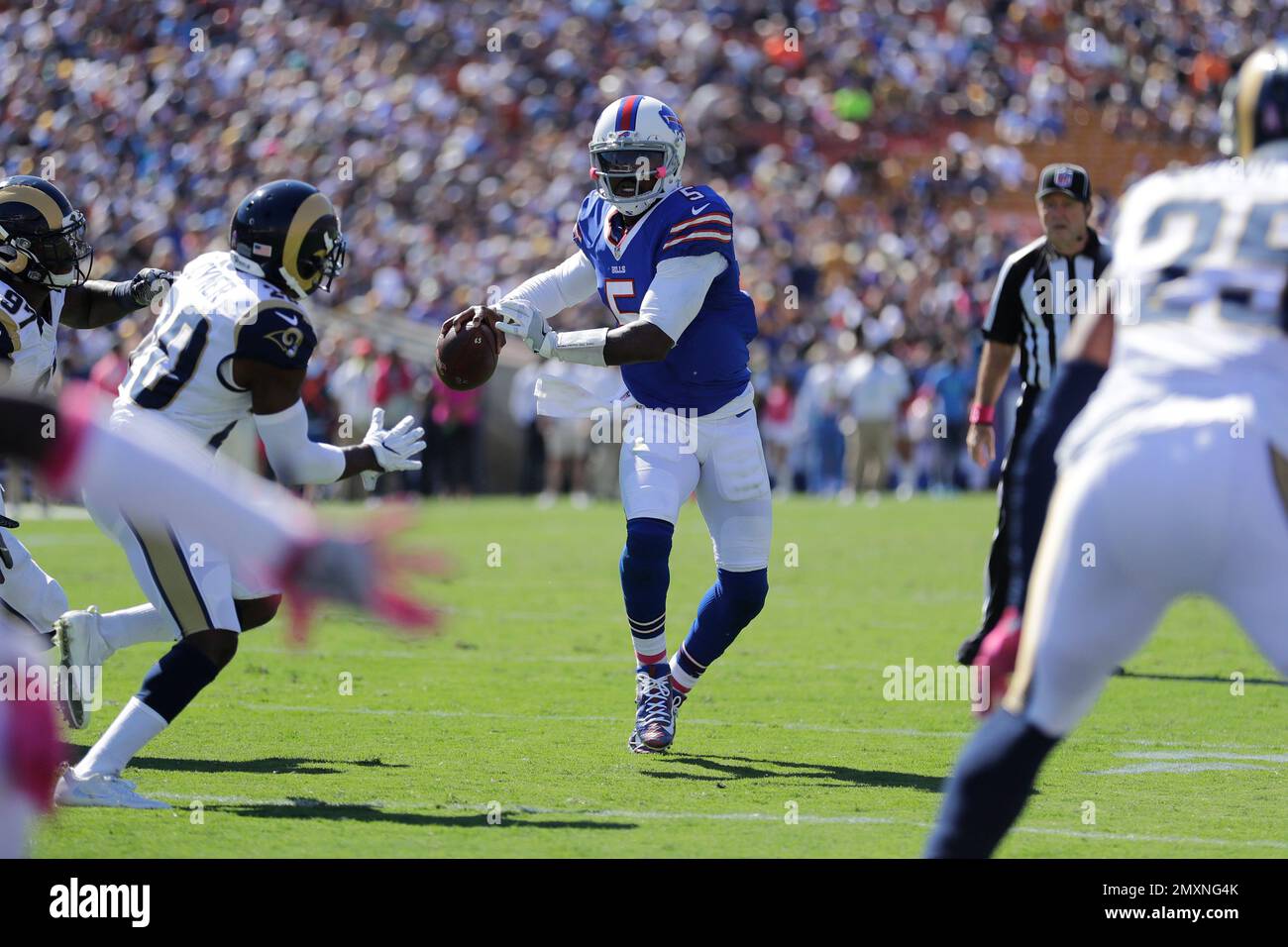 Buffalo Bills quarterback Tyrod Taylor throws a pass during the first ...