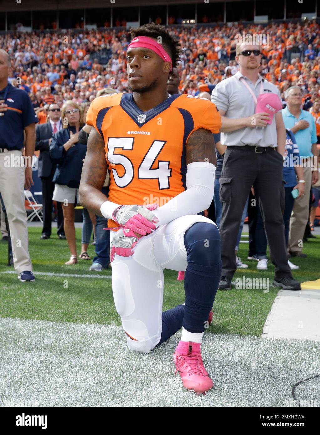 Denver Broncos inside linebacker Brandon Marshall (54) kneels during ...