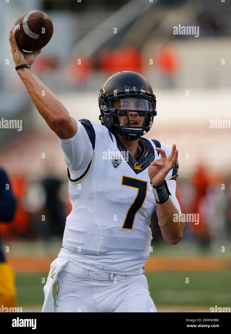 California quarterback Davis Webb during warm ups before an NCAA ...