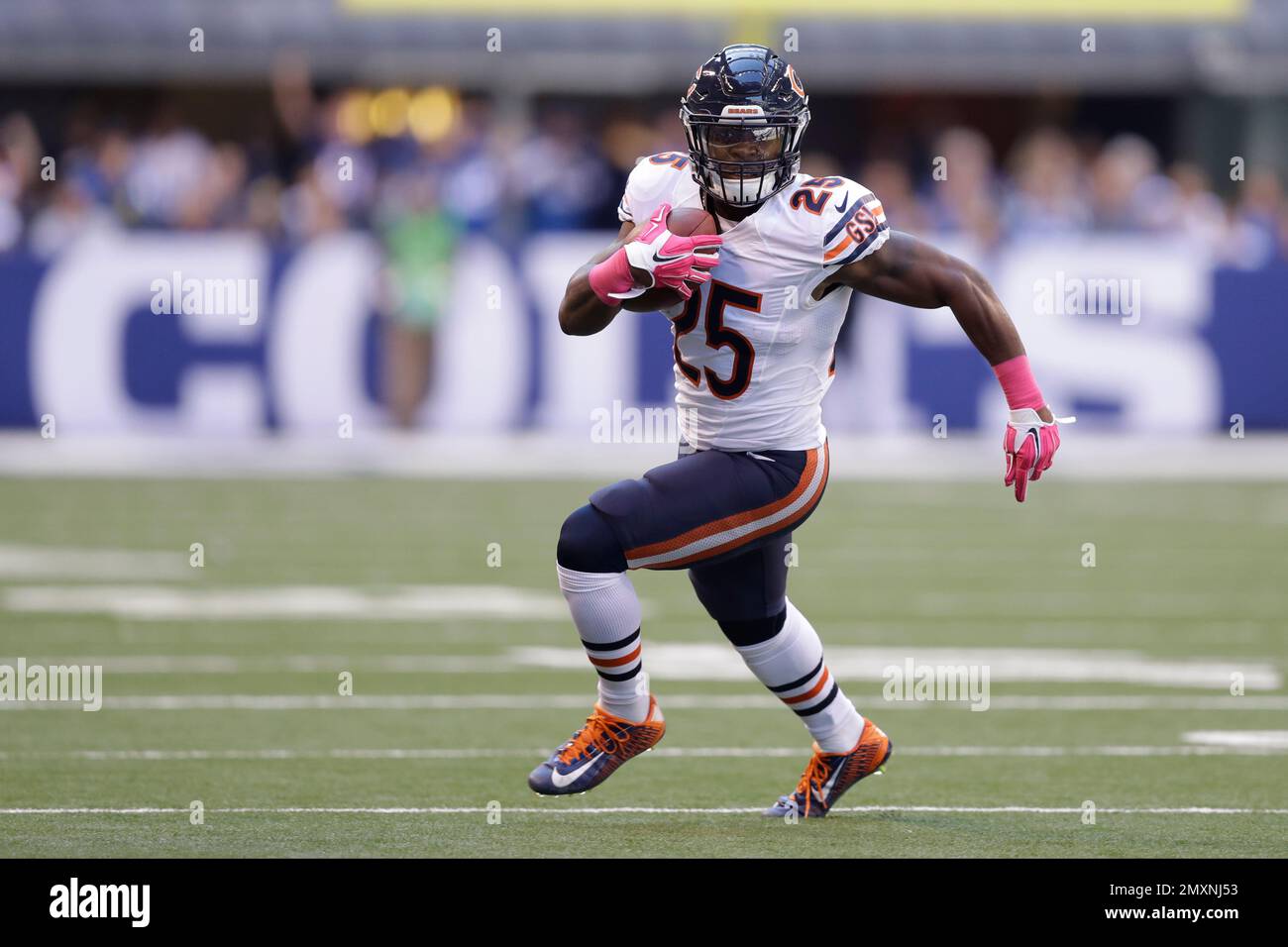 Chicago Bears defensive back Brandon Boykin (25) runs against the ...