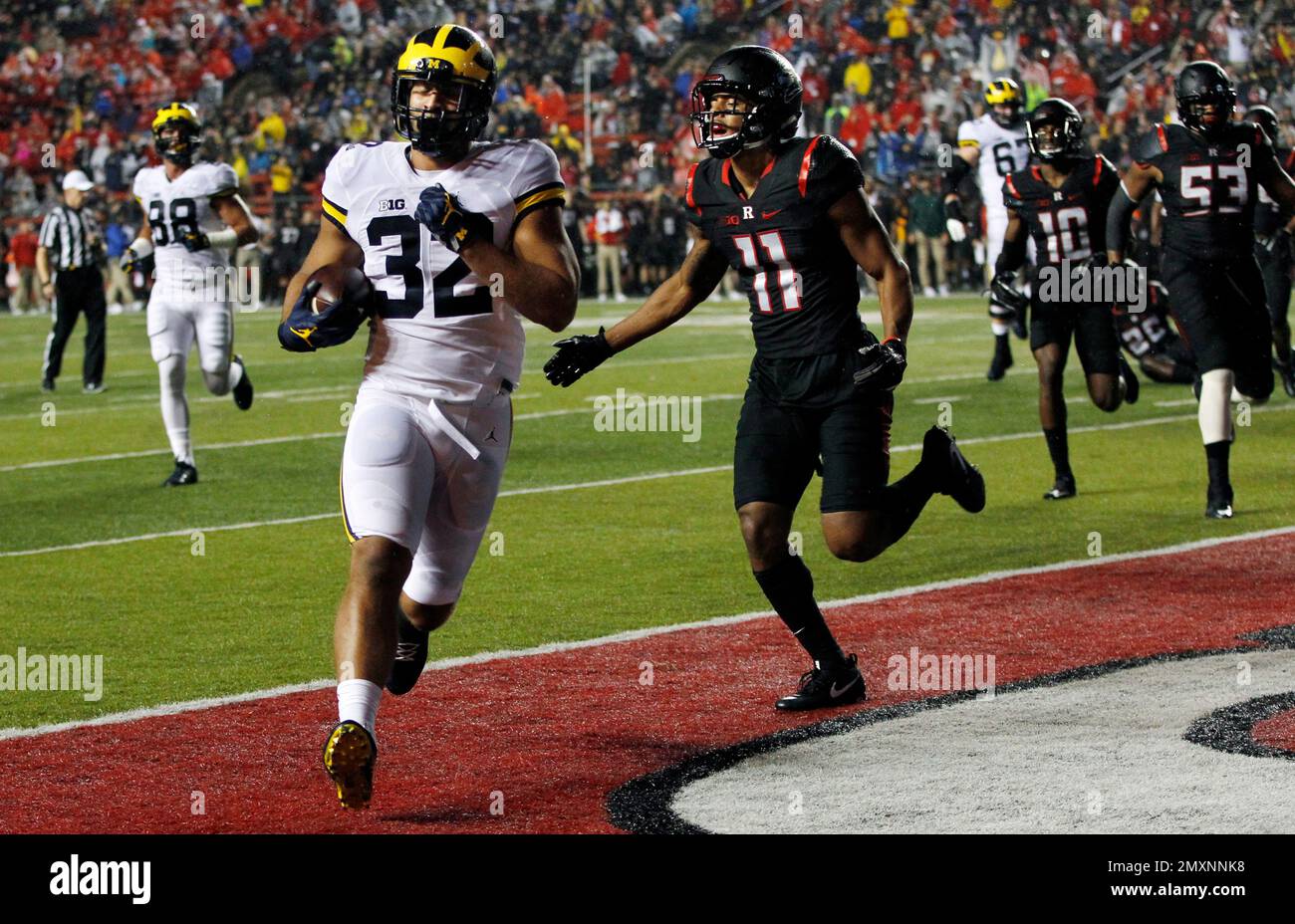 Rutgers defensive back Isaiah Wharton (11) cannot stop a touchdown by ...
