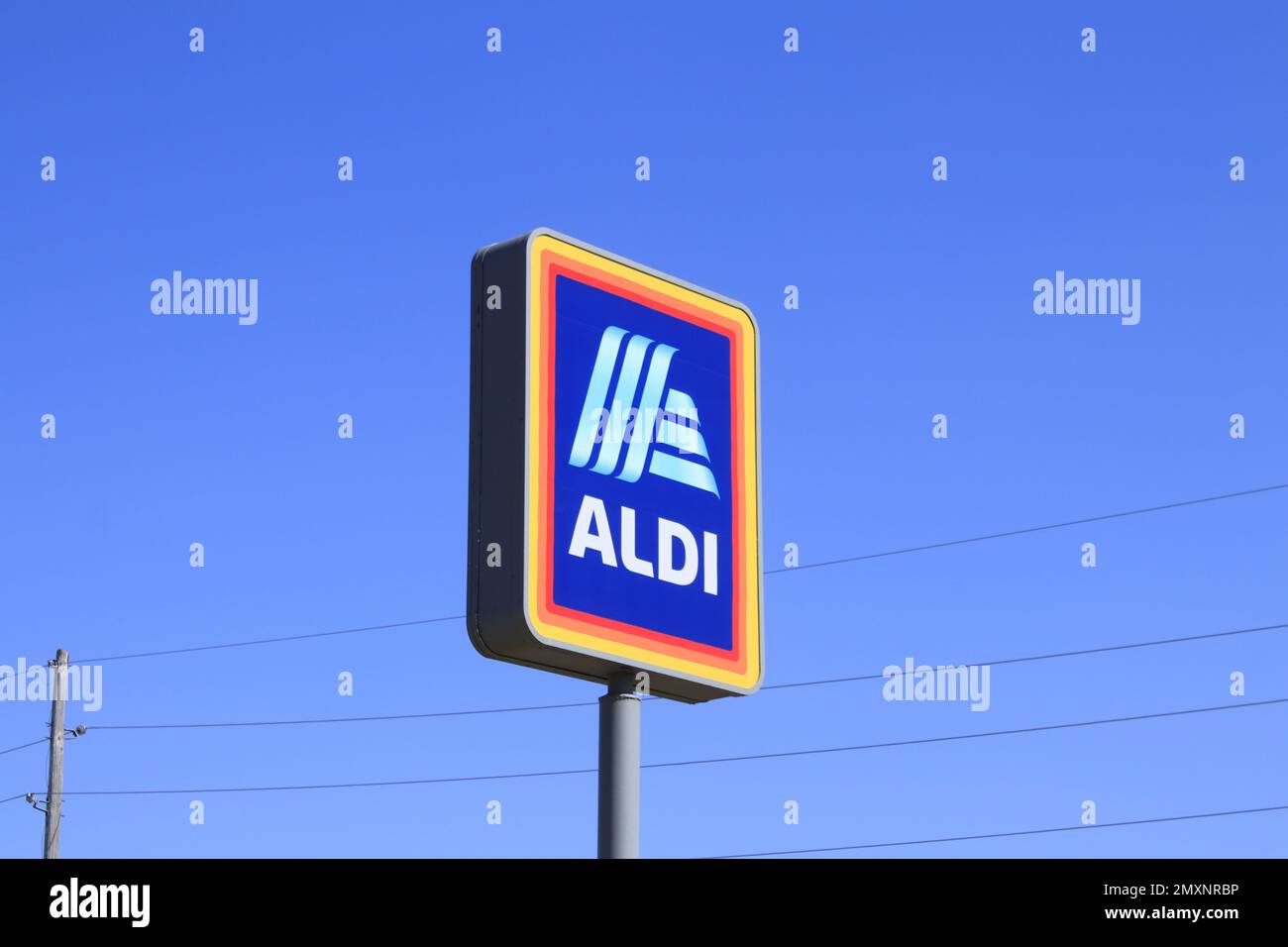 Aldi sign hi-res stock photography and images - Alamy