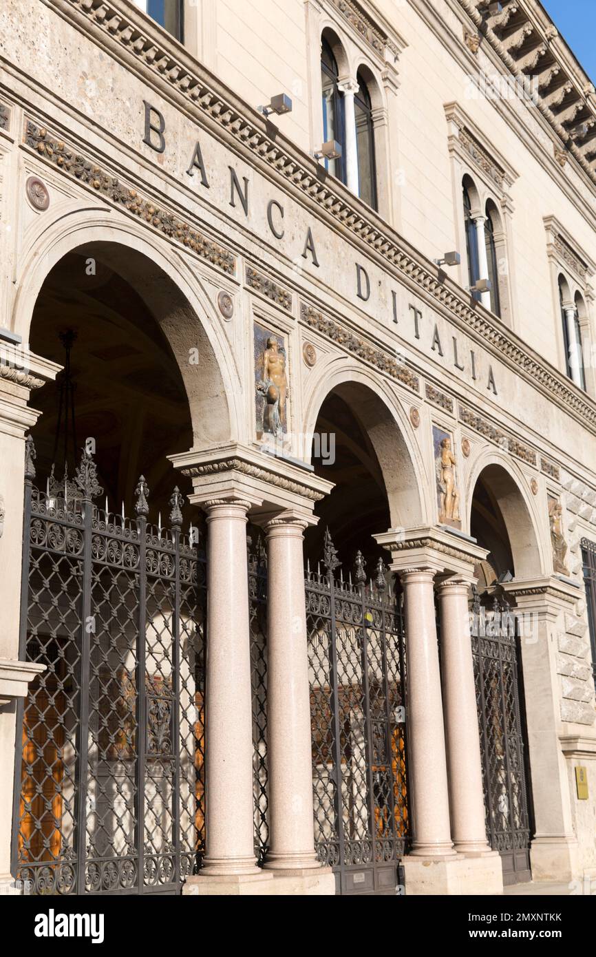 Italy, Bergamo, Bank D'Italia building on Viale Roma Stock Photo - Alamy