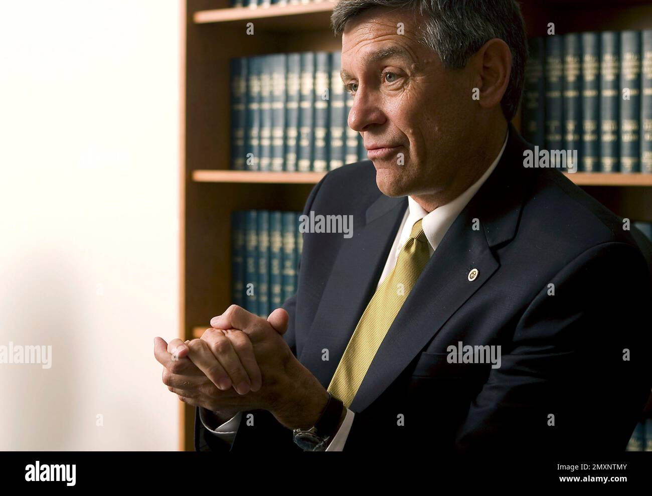 FILE - In this Aug. 16, 2008 file photo attorney Douglas L. Applegate ...