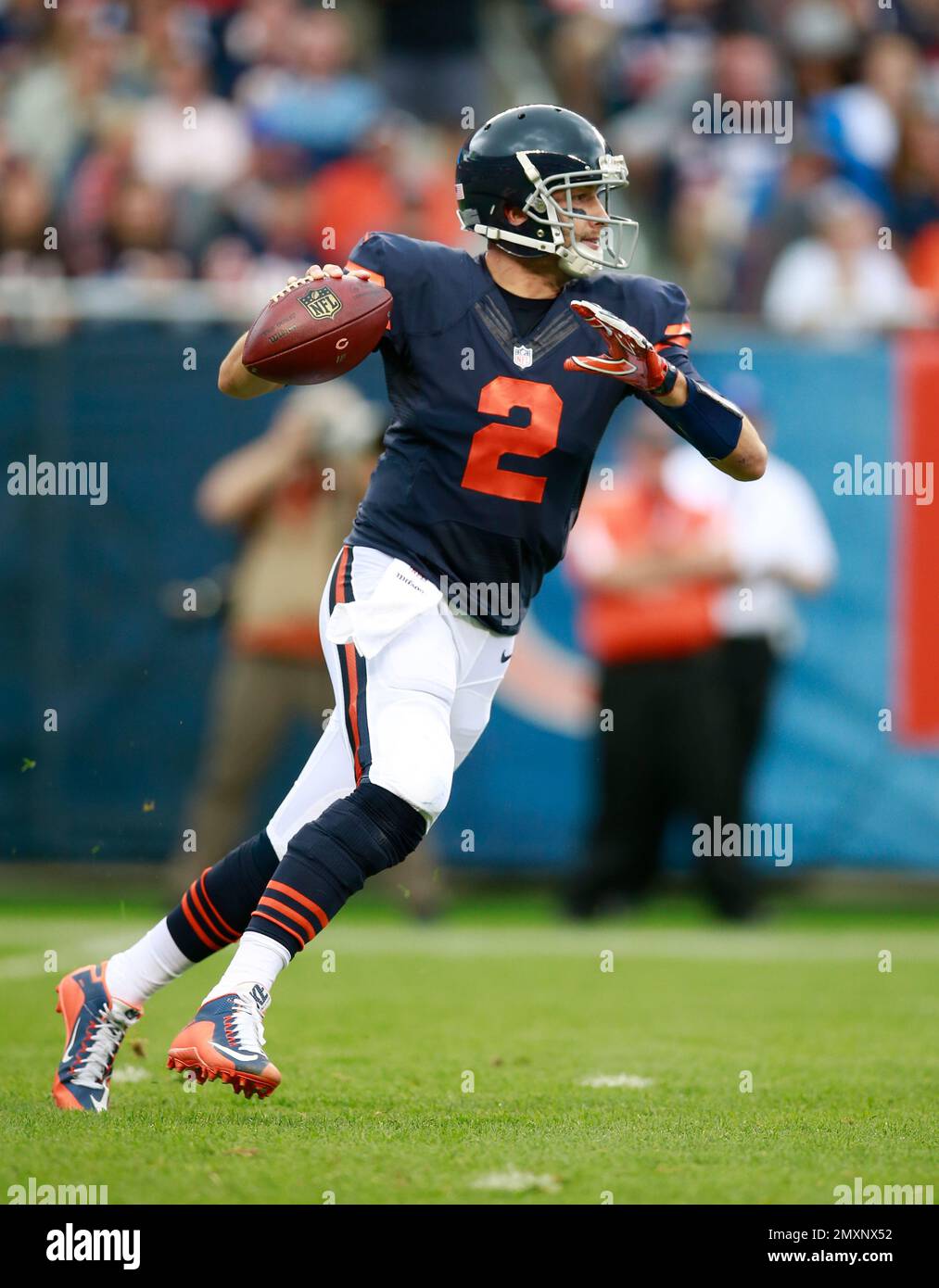 Chicago Bears quarterback Brian Hoyer (2) looks to throw a pass against ...