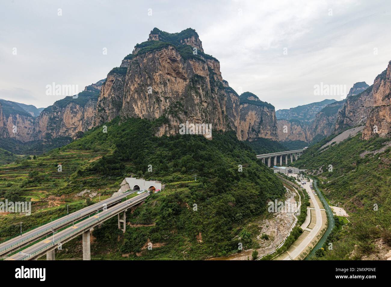 Southern taihang mountains hi-res stock photography and images - Alamy