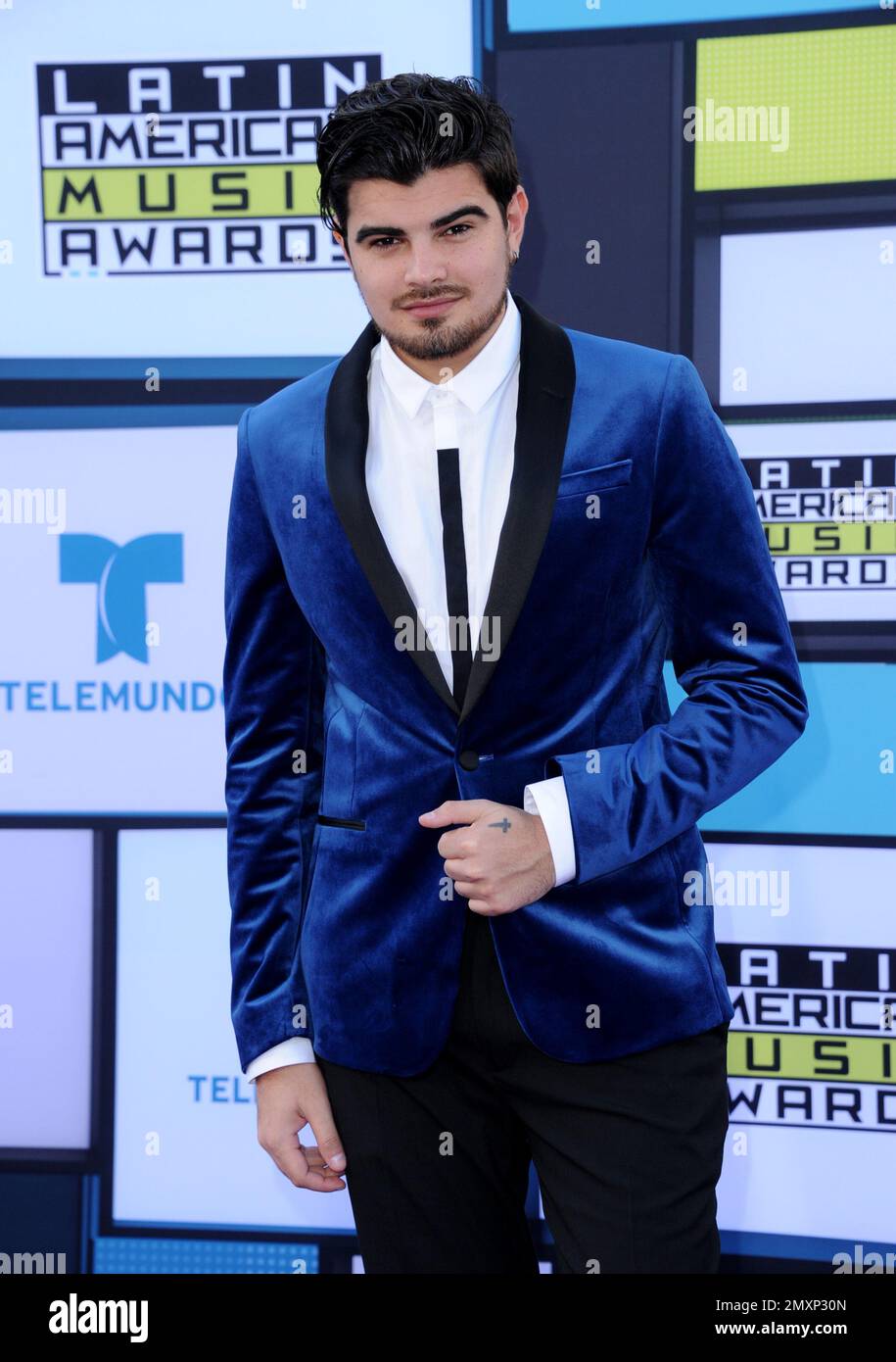 Jonathan Moly arrives at the Latin American Music Awards at the Dolby ...
