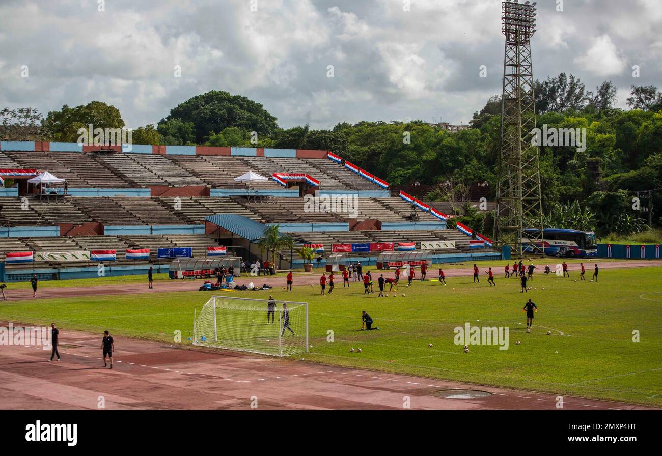 The United States national soccer team practices during a training ...