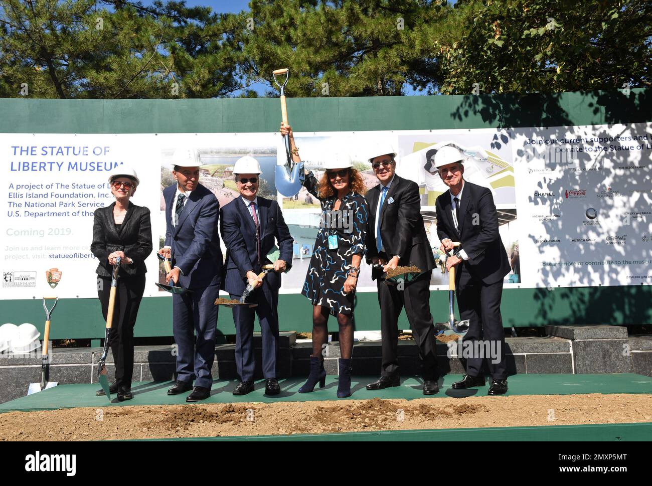 IMAGE DISTRIBUTED FOR THE STATUE OF LIBERTY-ELLIS ISLAND FOUNDATION ...