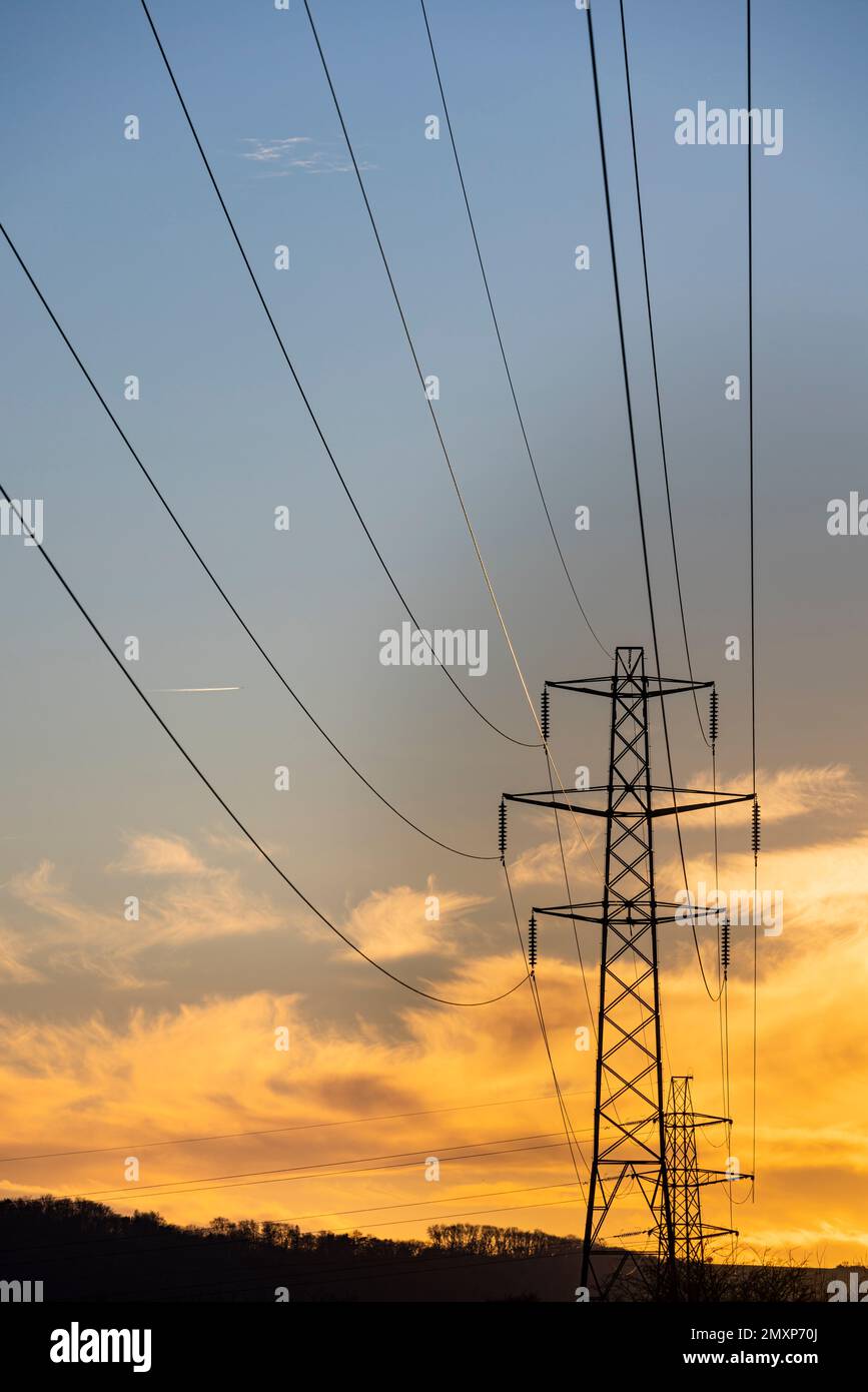 Old pylon design hi-res stock photography and images - Alamy