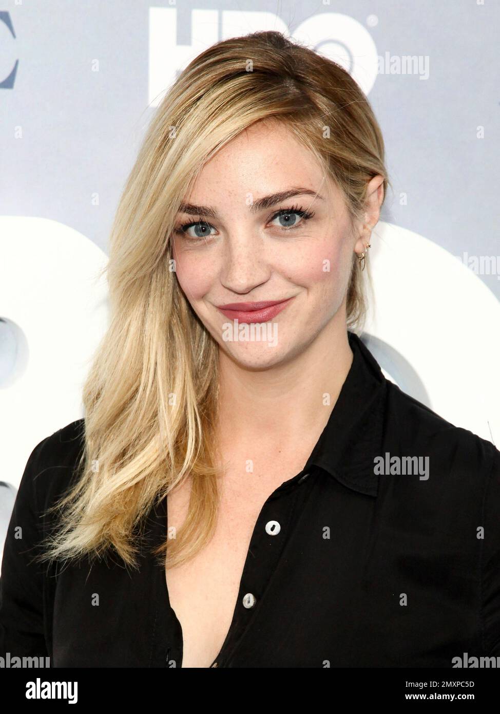 Abby Elliott attends the premiere of HBO's "Divorce" at the SVA Theatre ...