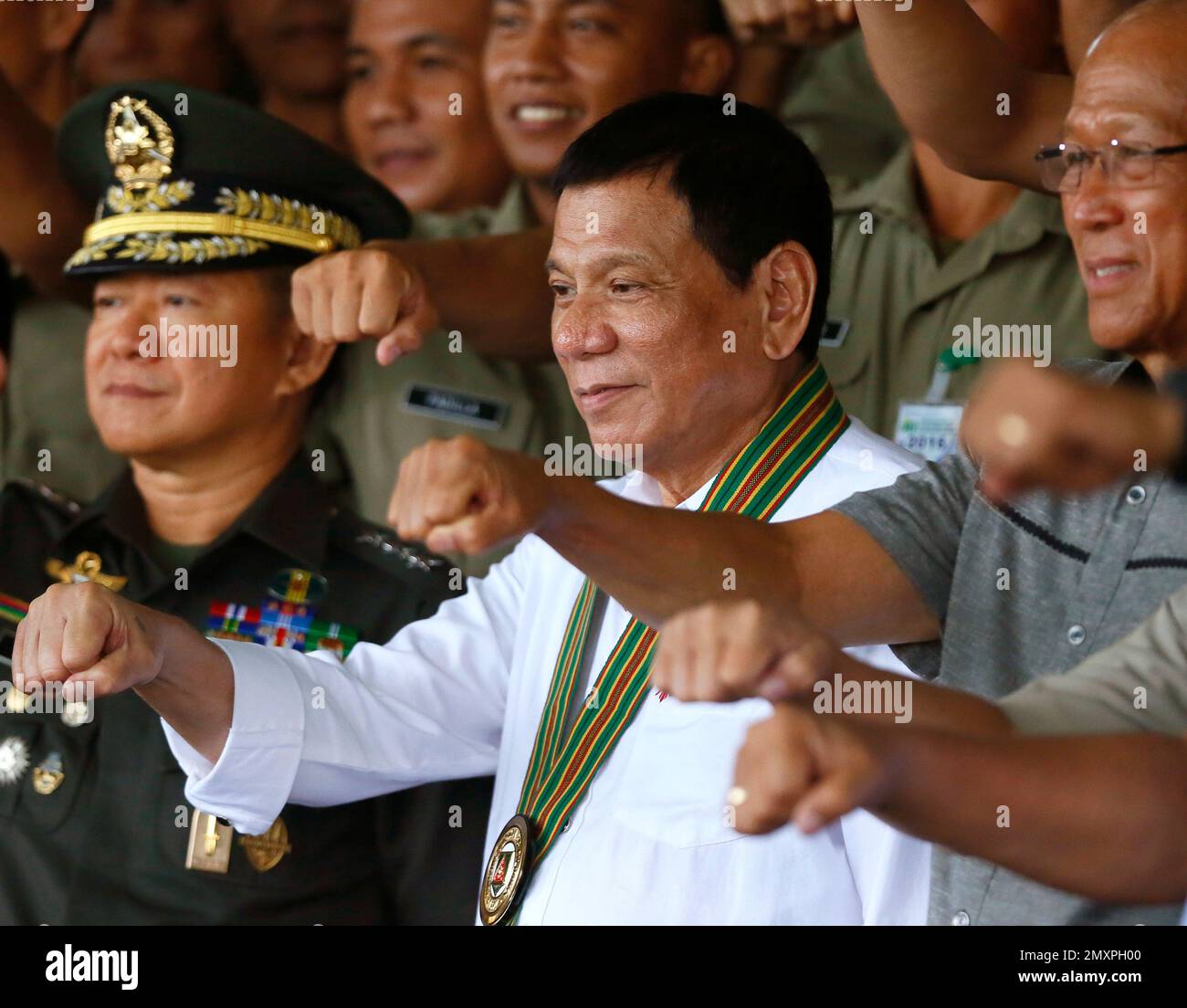 From left, Philippine Army chief Lt. Gen. Eduardo Ano, Philippine ...