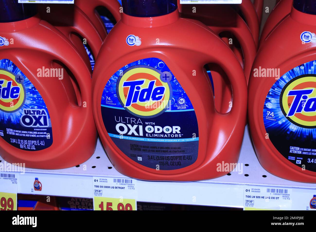 Tide Laundry Detergent on a shelf shot closeup at a supermarket Stock ...