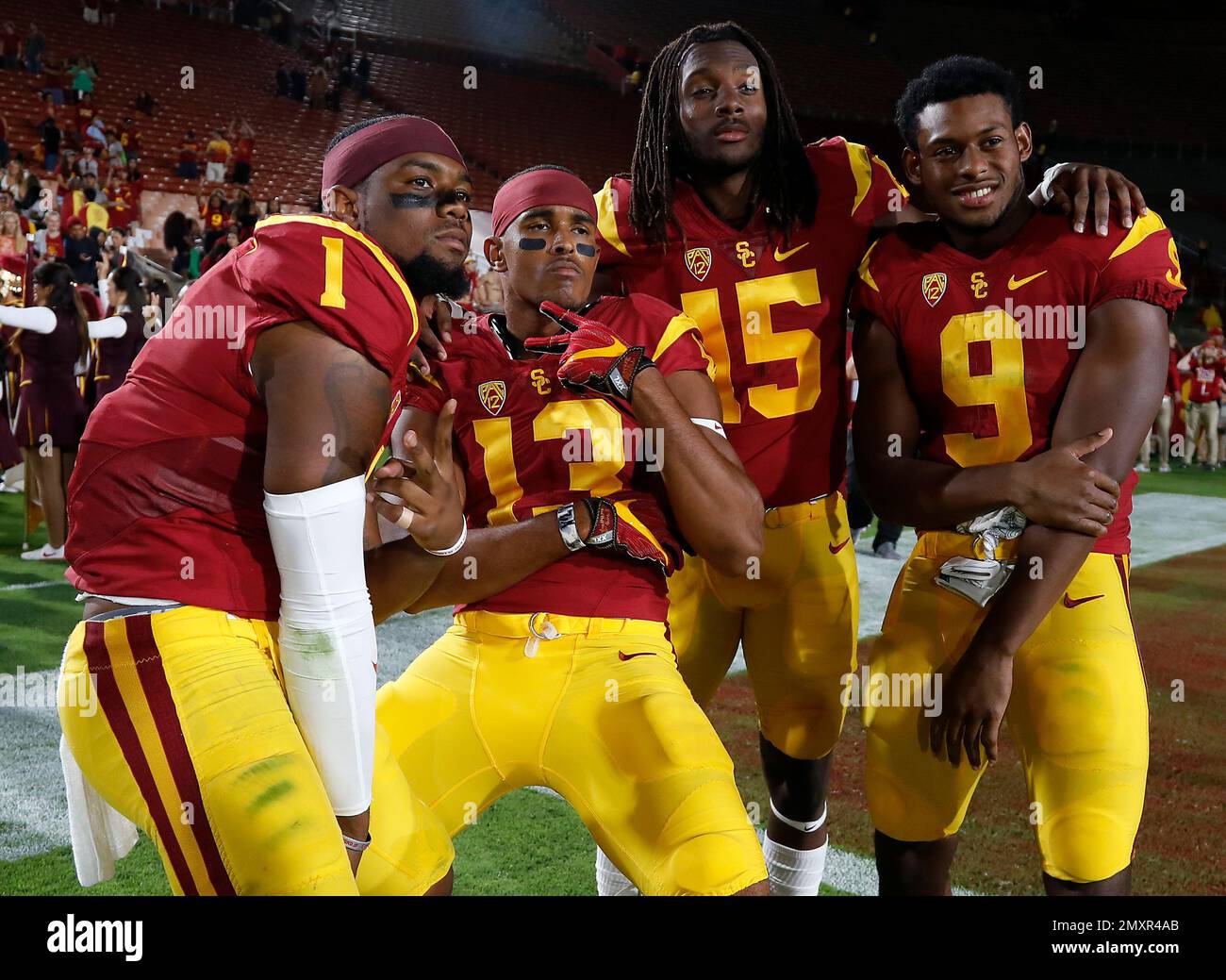 From left to right, Southern California wide receiver Darreus Rogers (1 ...