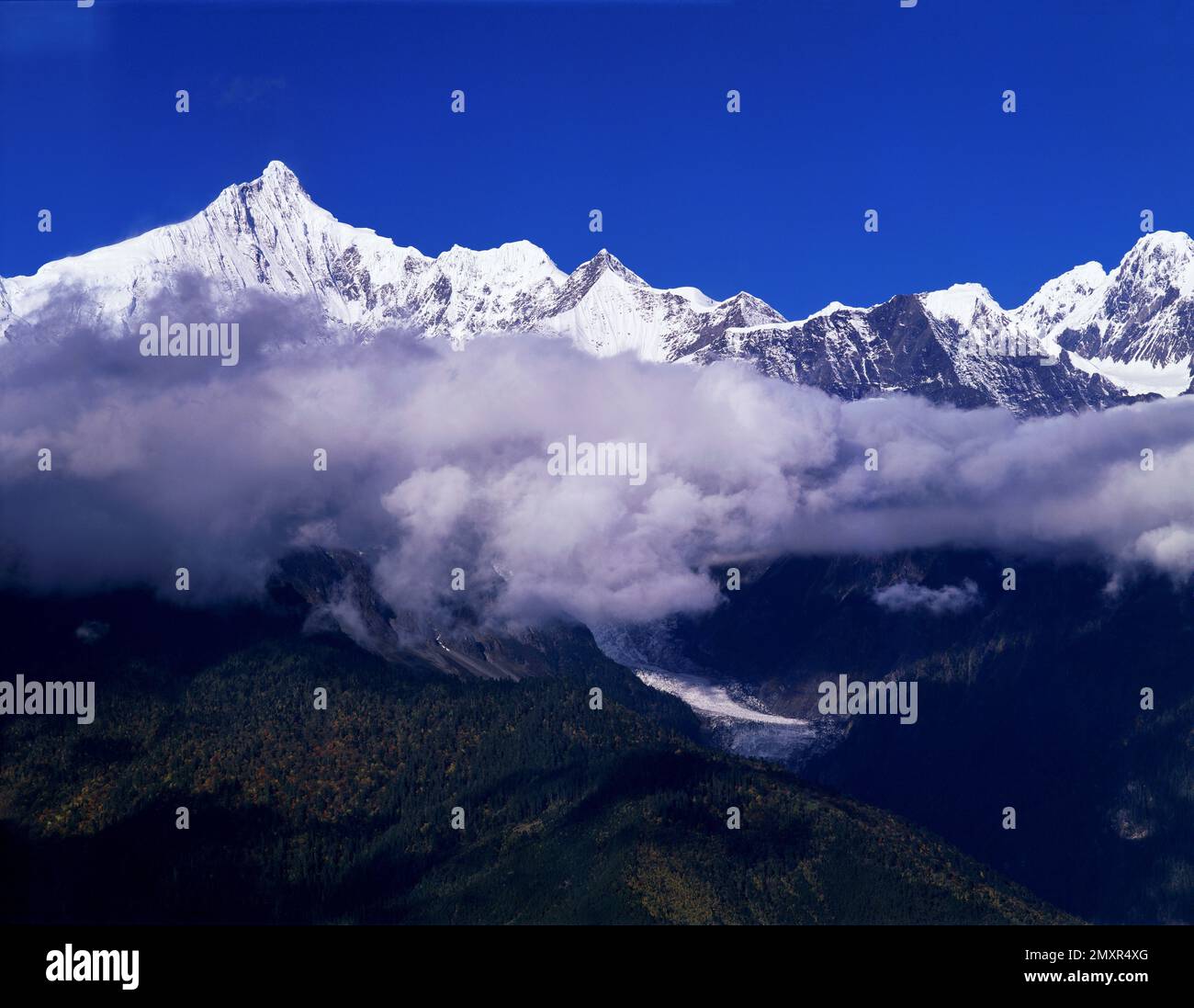 Yunnan shangri-la xuefeng, prince Edward, meili snow mountain Stock ...