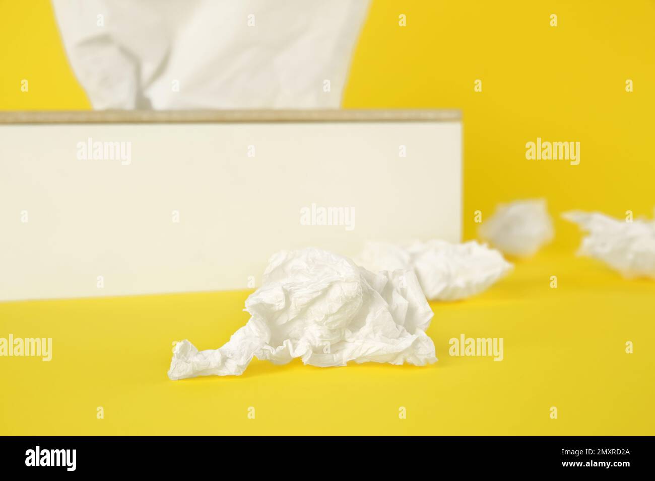 Yellow clean paper tissues hi-res stock photography and images - Alamy