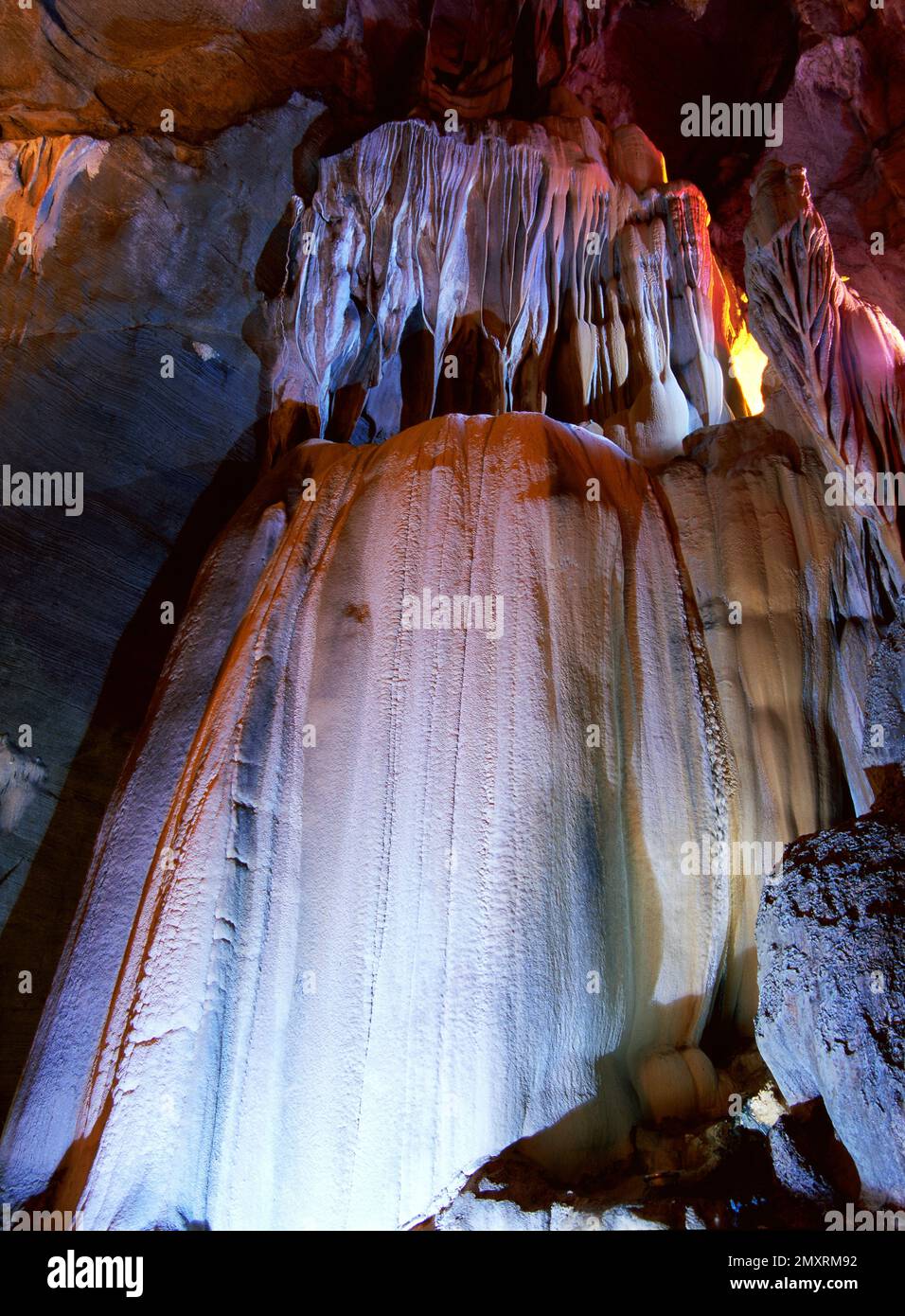 Luc ancient karst cave in yunnan Stock Photo - Alamy