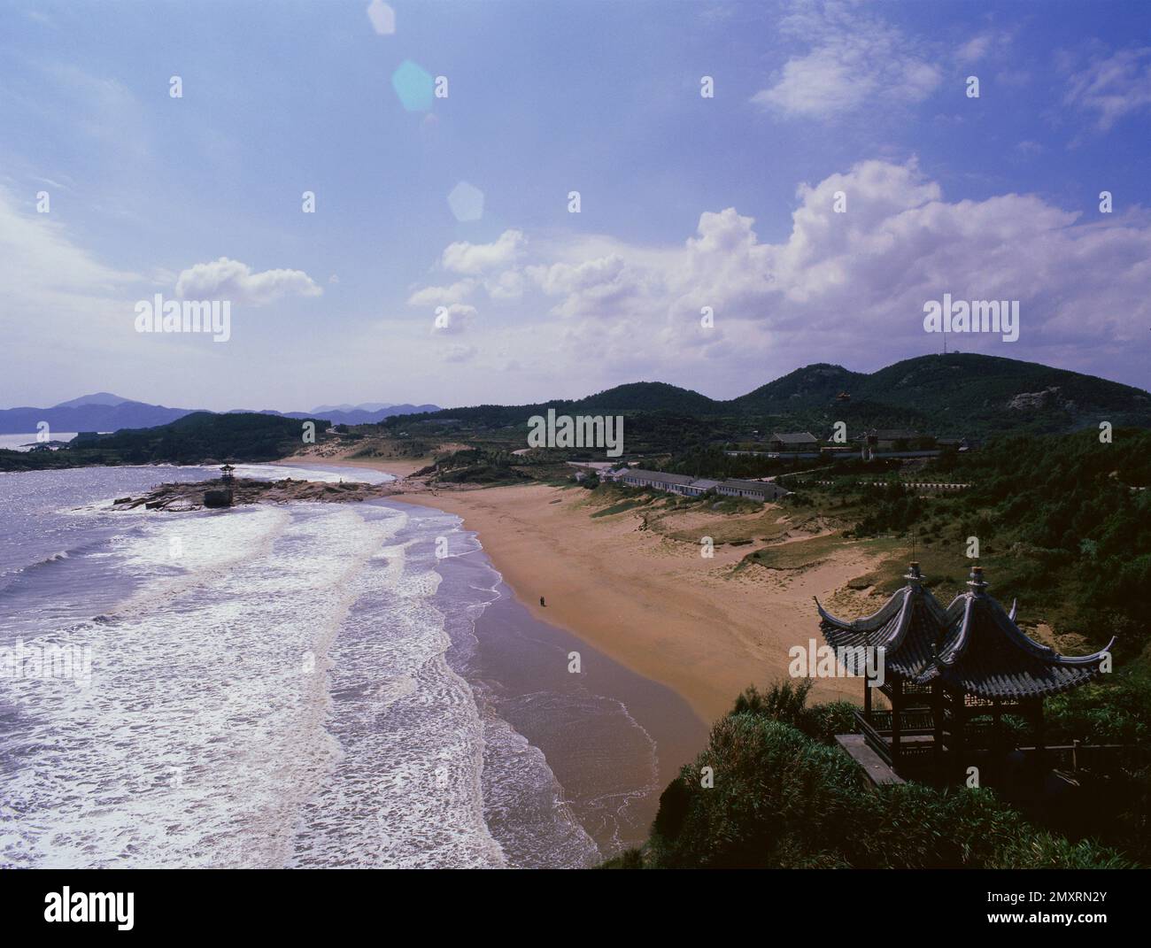 Mount putuo hi-res stock photography and images - Alamy
