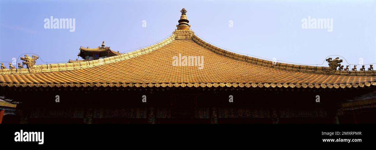 Summer resort and the eight temple hi-res stock photography and images ...