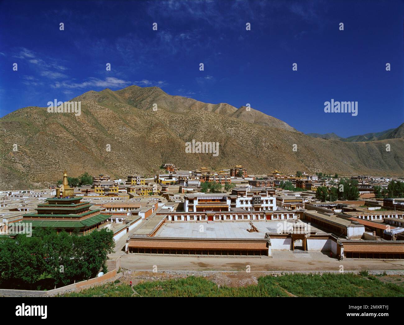 Labrang monastery architecture hi-res stock photography and images - Alamy
