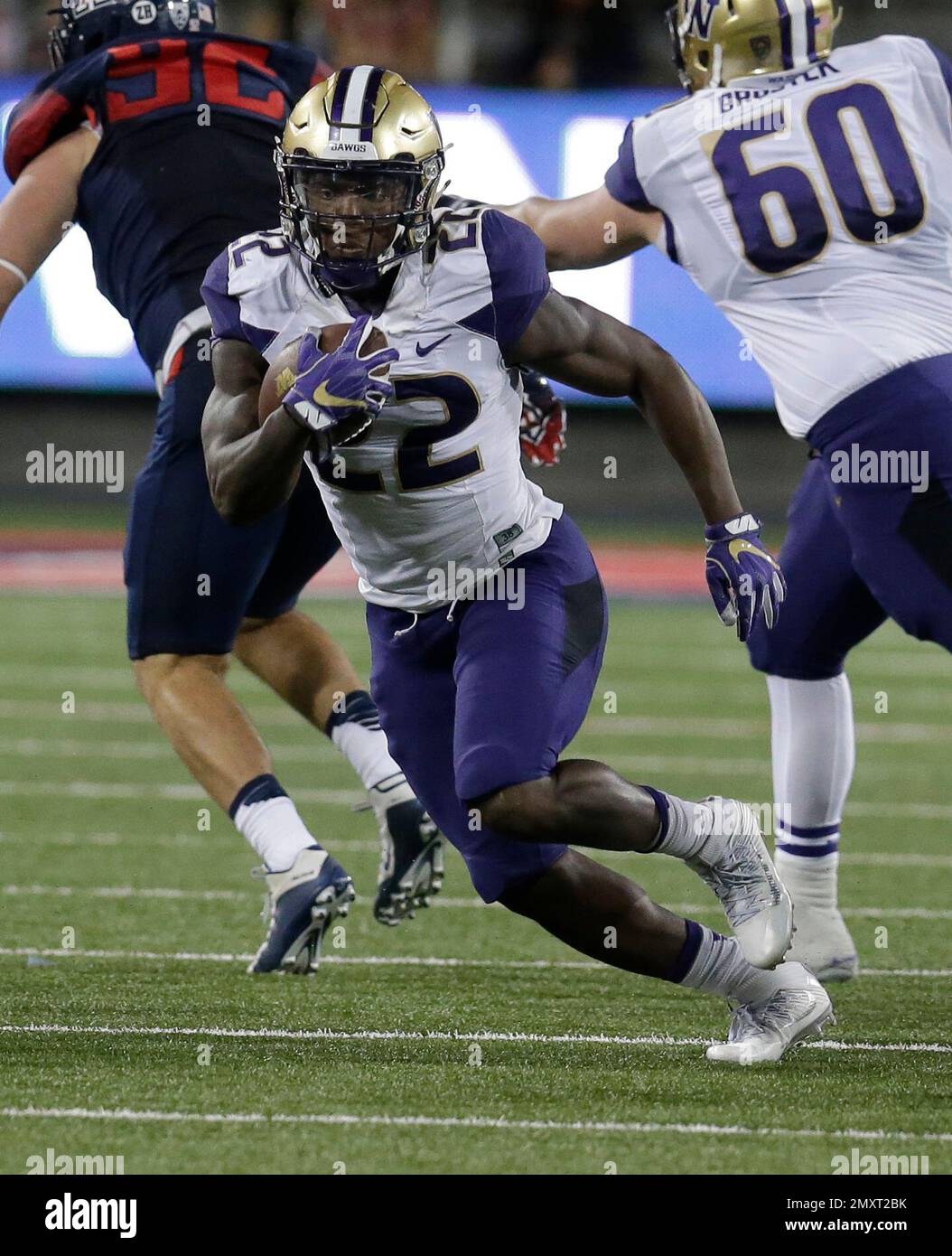 Washington running back Lavon Coleman (22) during the first half of an ...