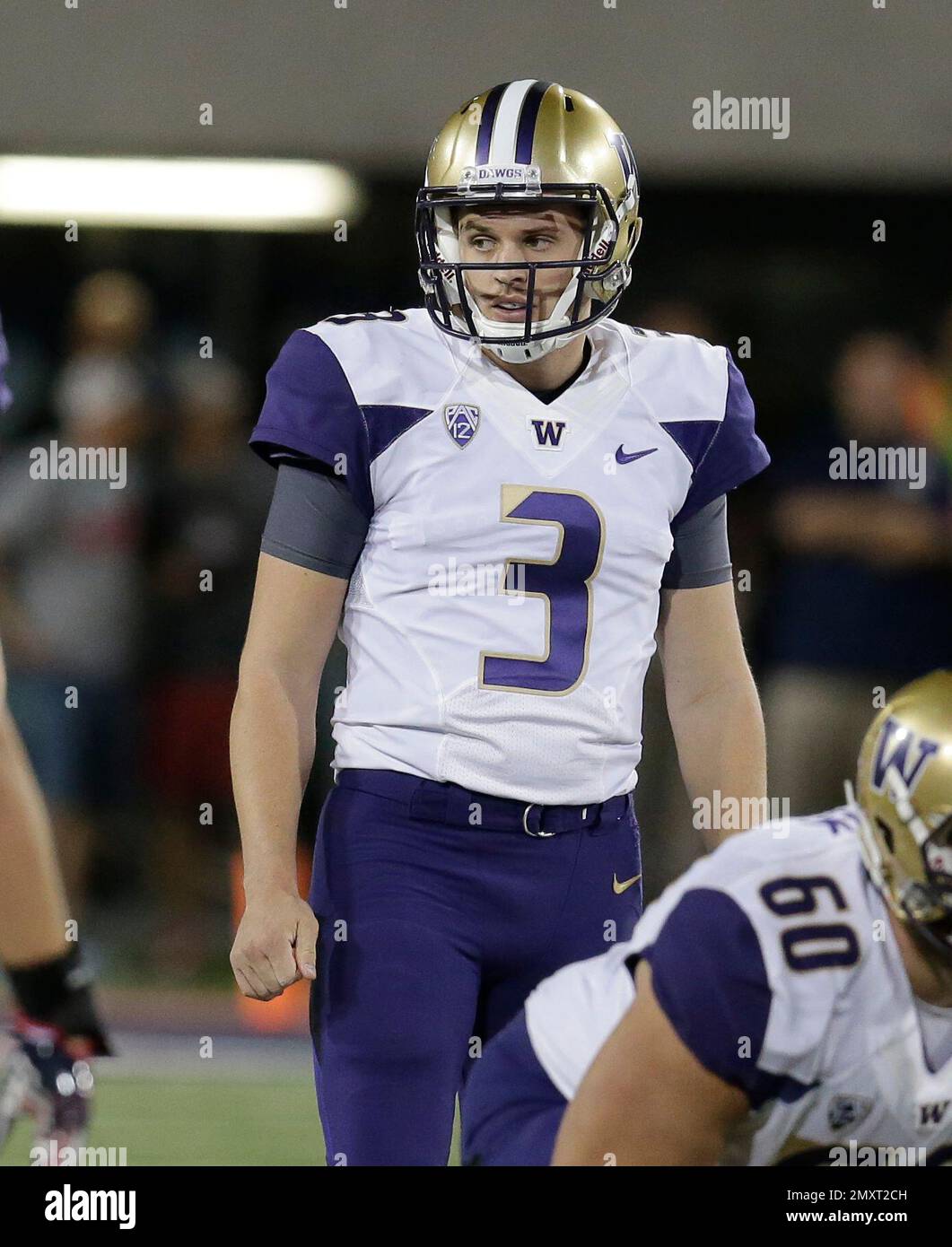 Washington quarterback Jake Browning (3) during the first half of an ...