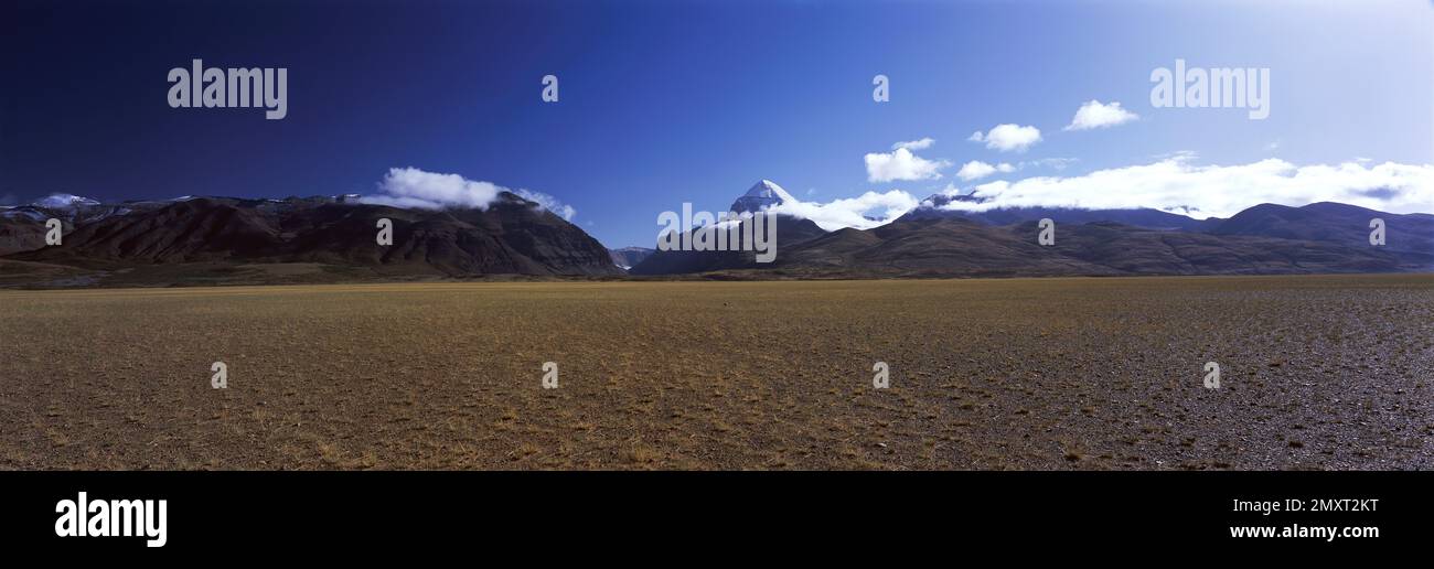 Tibetan rinpoche qi hi-res stock photography and images - Alamy