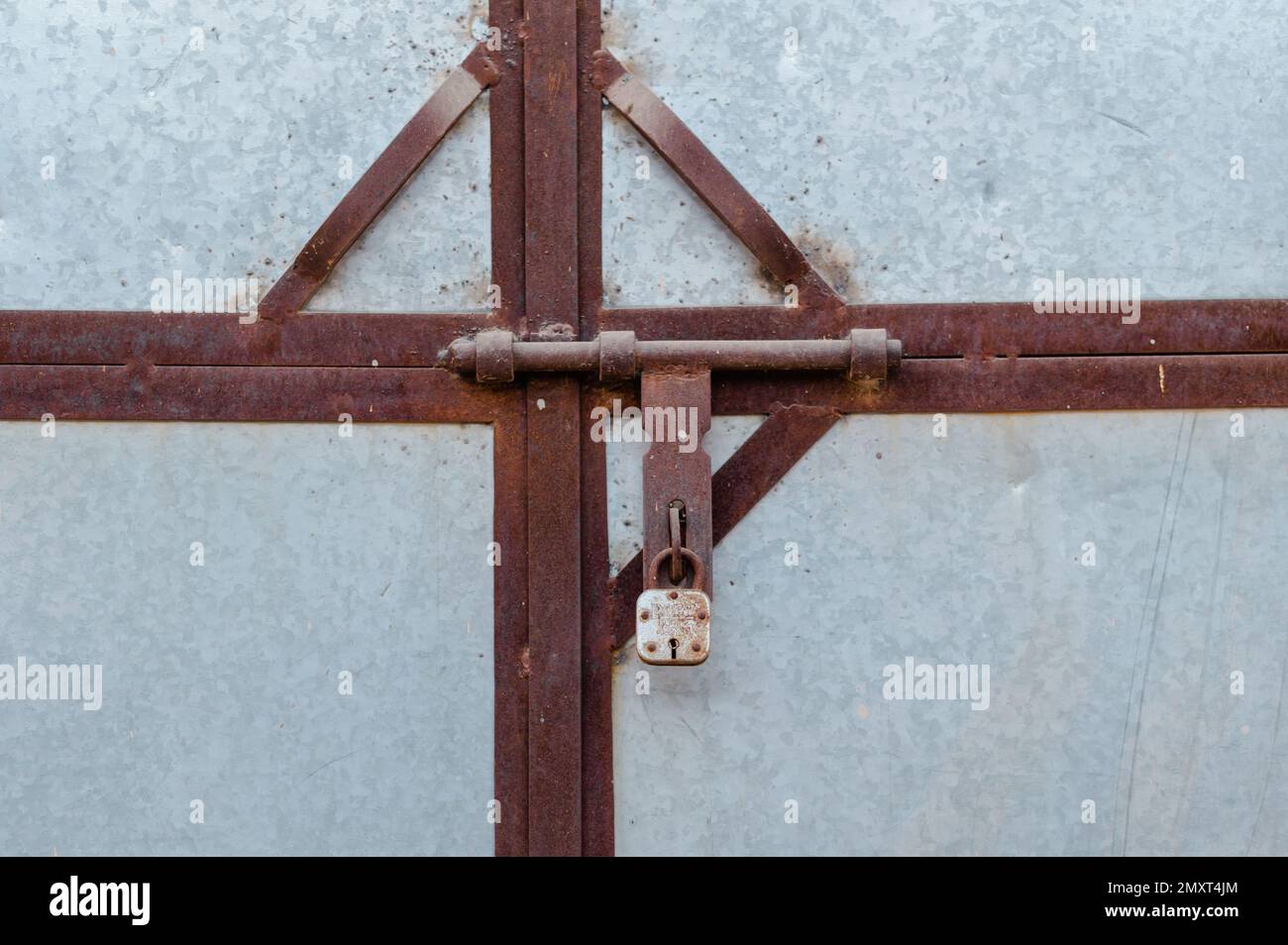 Crossbar hi-res stock photography and images - Alamy