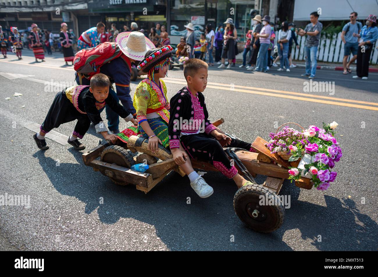 Formula hmong hi-res stock photography and images - Alamy