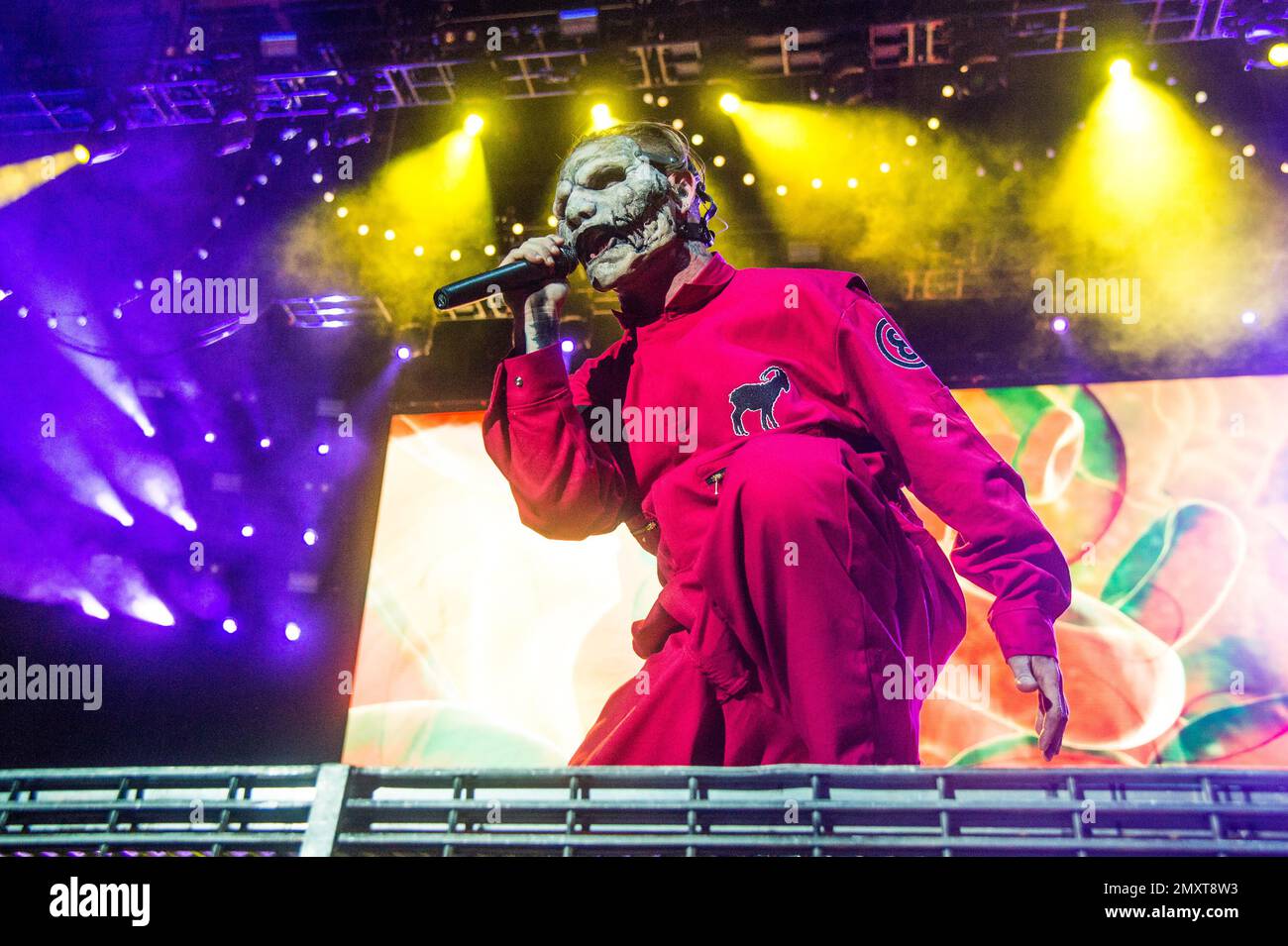 Corey Taylor of Slipknot performs during day 2 of Ozzfest meets ...