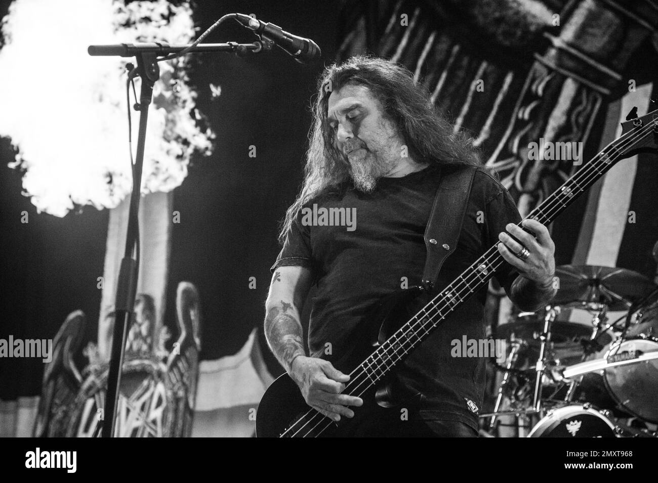 Tom Araya of Slayer performs during day 2 of Ozzfest meets Knotfest at ...