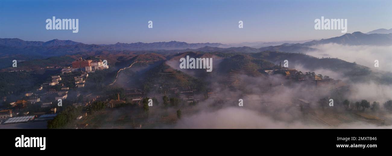 Hebei chengde outer eight hi-res stock photography and images - Alamy