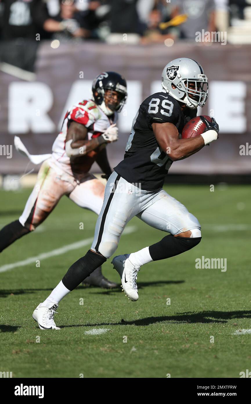 Oakland Raiders wide receiver Amari Cooper (89) during an NFL football ...