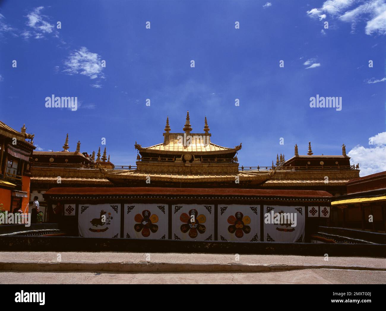 Tibetan characteristics hi-res stock photography and images - Alamy