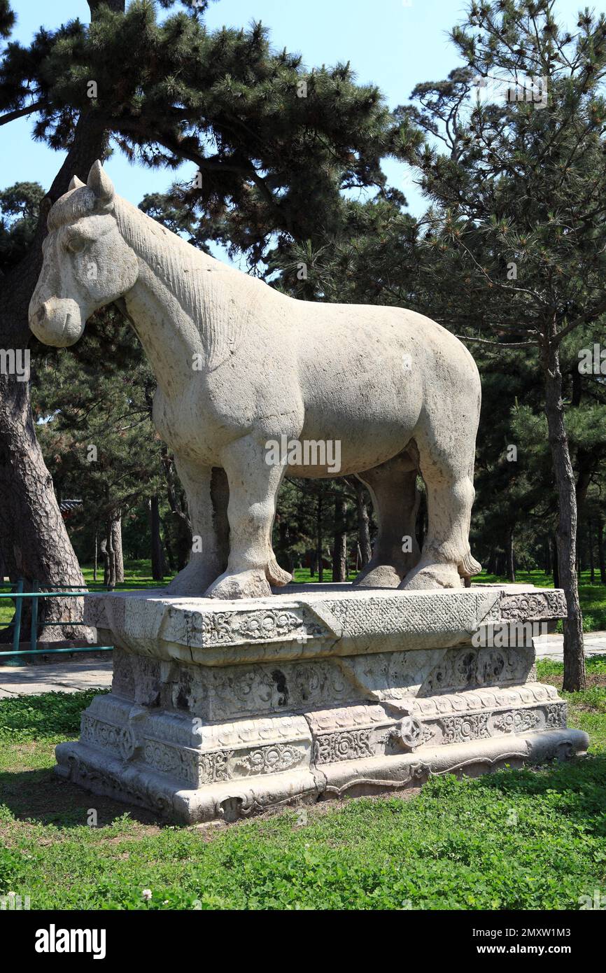 Clear zhaoling hi-res stock photography and images - Alamy