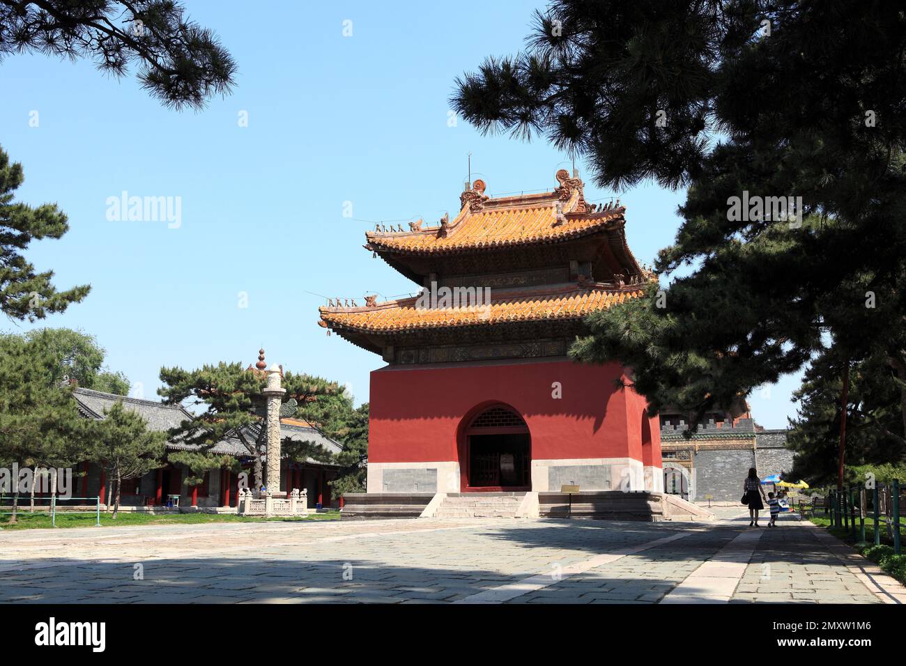 Clear zhaoling hi-res stock photography and images - Alamy