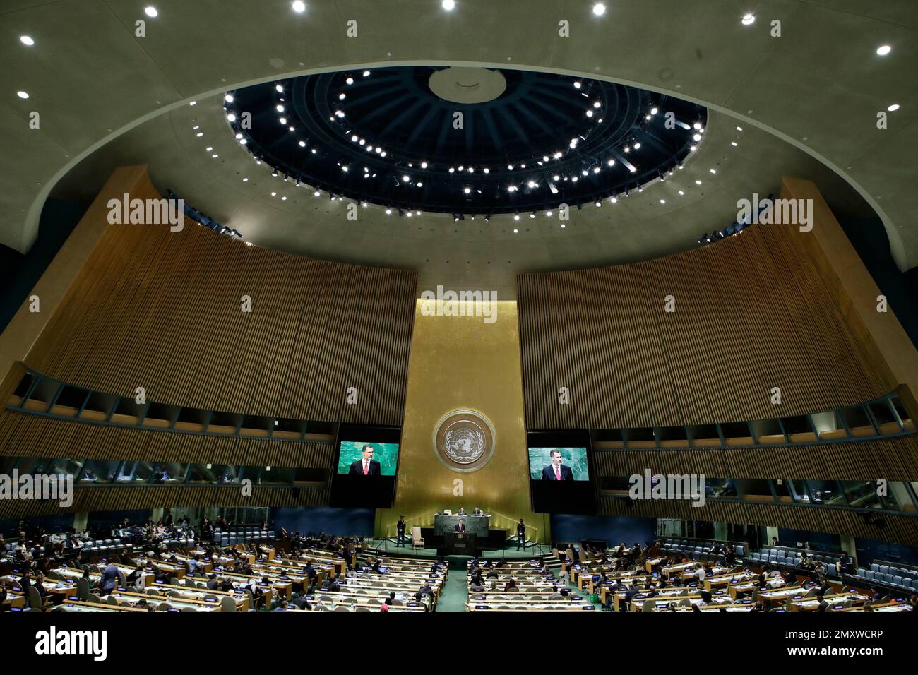 King Don Felipe VI , of Spain, speaks during the 71st session of the ...