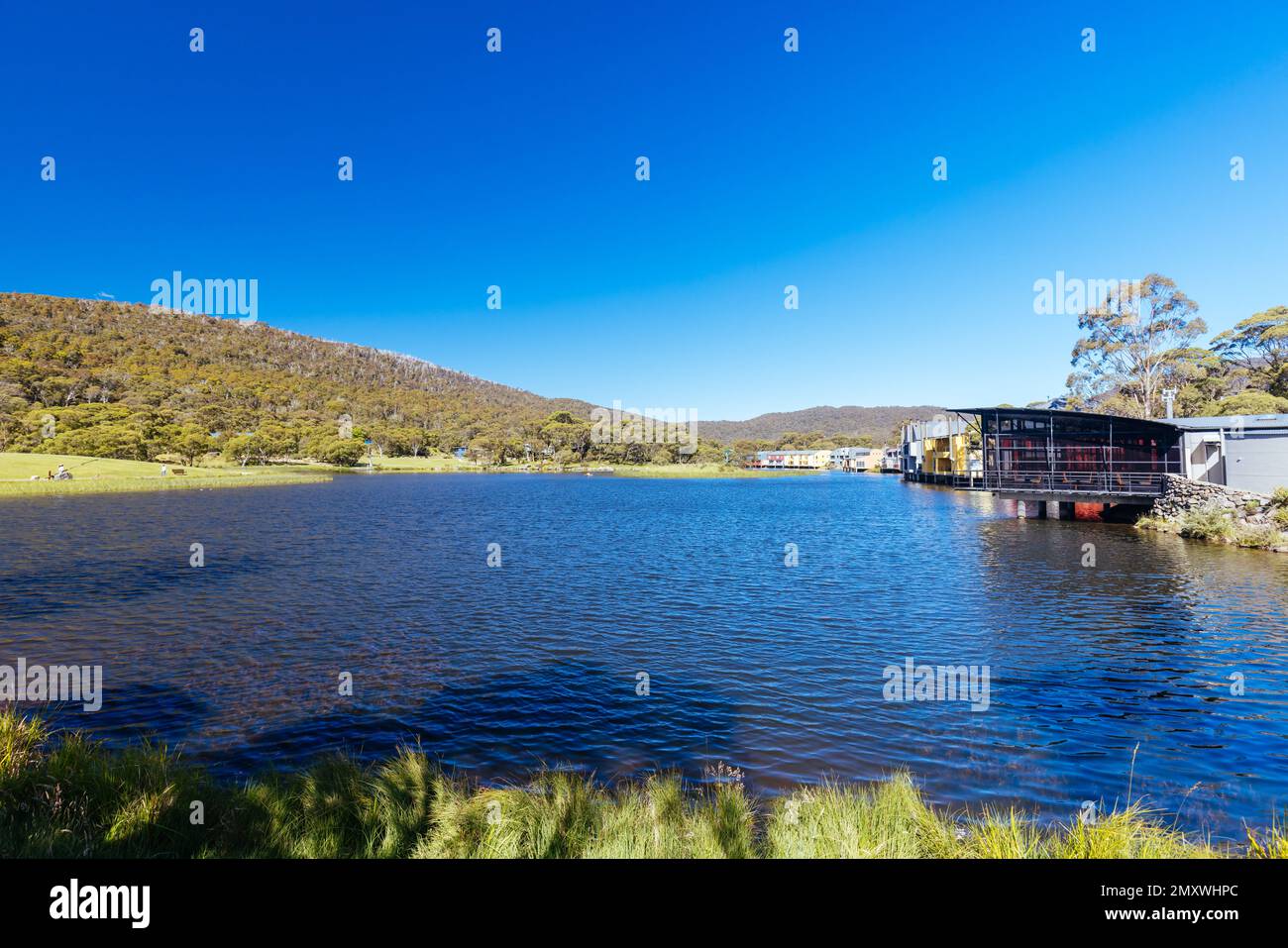 Lake Crackenback Snowy Mountains Australia Stock Photo - Alamy