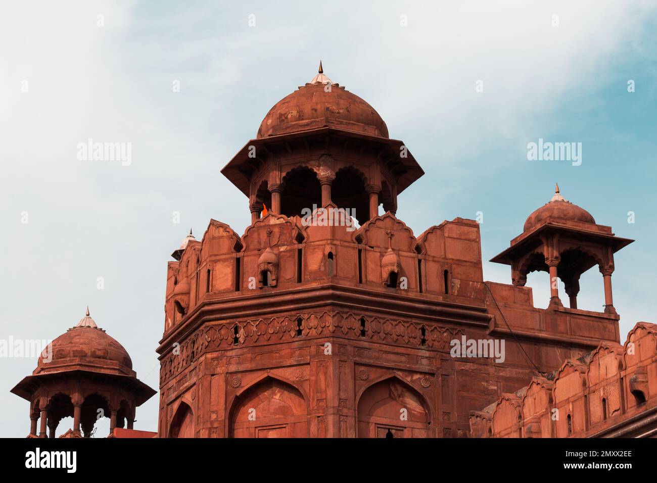 The historic Red Fort (Lal Qila) on the background of the blue sky ...