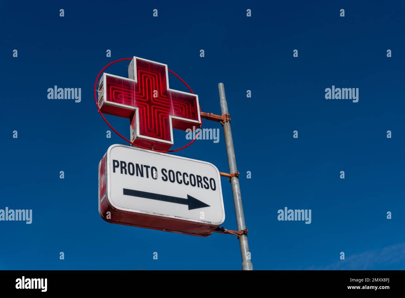 Kit pronto soccorso hi-res stock photography and images - Alamy