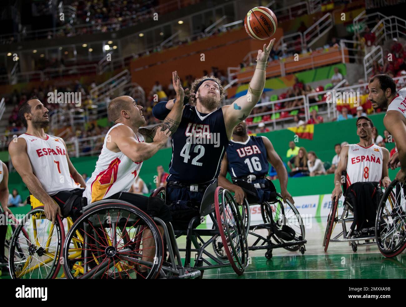 David Mouriz from Spain, 2nd left, tries to block United States' Aaron ...