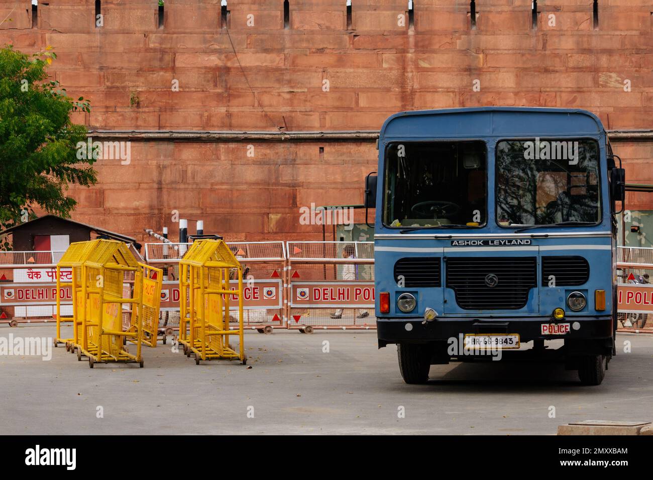 The Delhi police barricade and a bus at the Red Fort Stock Photo - Alamy
