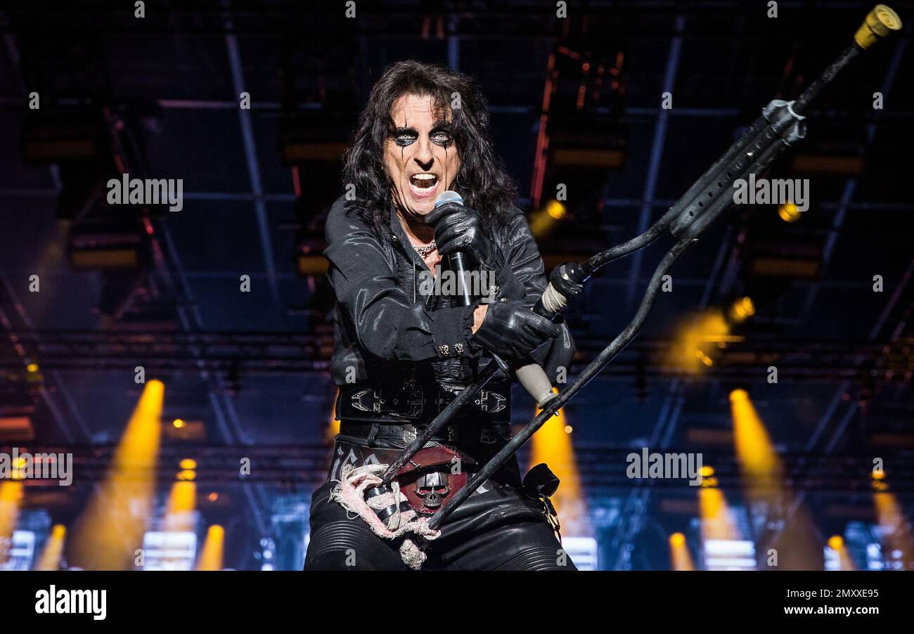 Alice Cooper performing live on stage in June 2022 Stock Photo - Alamy